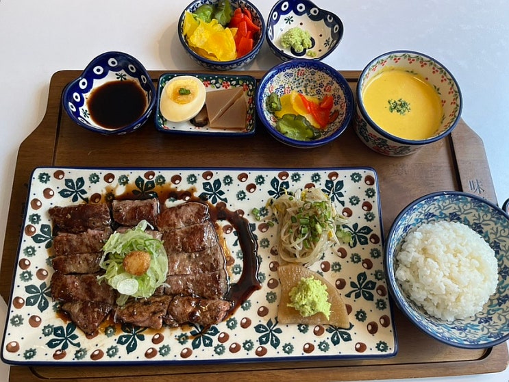 강남역점심 강남역 데이트맛집 ㅣ N번째 방문중인 찐 맛집 미도인 강남 스테이크불백덮밥 추천 네이버 블로그
