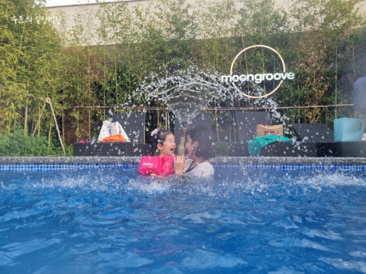 파크마린호텔 소래포구 🐳 극한의 초가성비 호캉스 객실 컨디션 루프탑 수영장 네이버 블로그