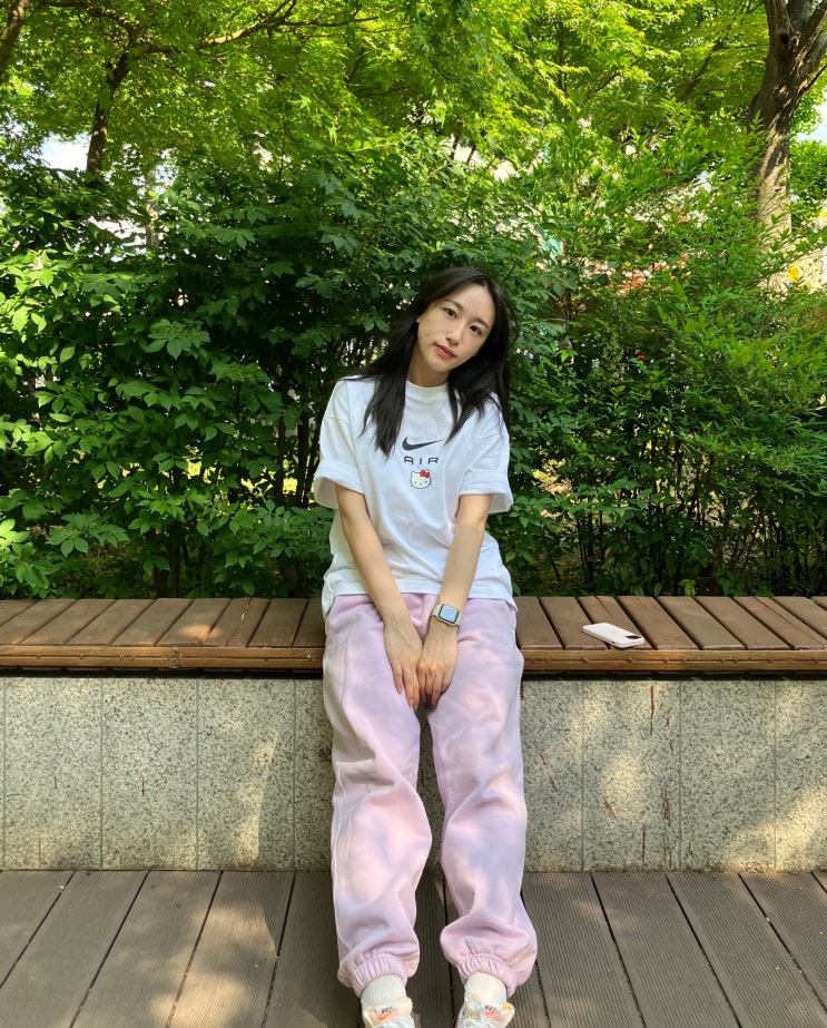 나이키 반팔 티셔츠 브랜드 20대 30대 여름 커플티 추천 여자 조거팬츠 코디 네이버 블로그