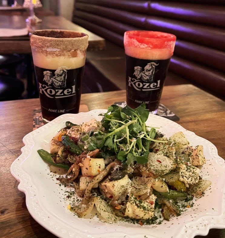 왕십리역맛집코젤생맥주 감성적인 분위기와 코젤 생맥주를 함께 나만 알고 싶은 프란츠 카프카 네이버 블로그