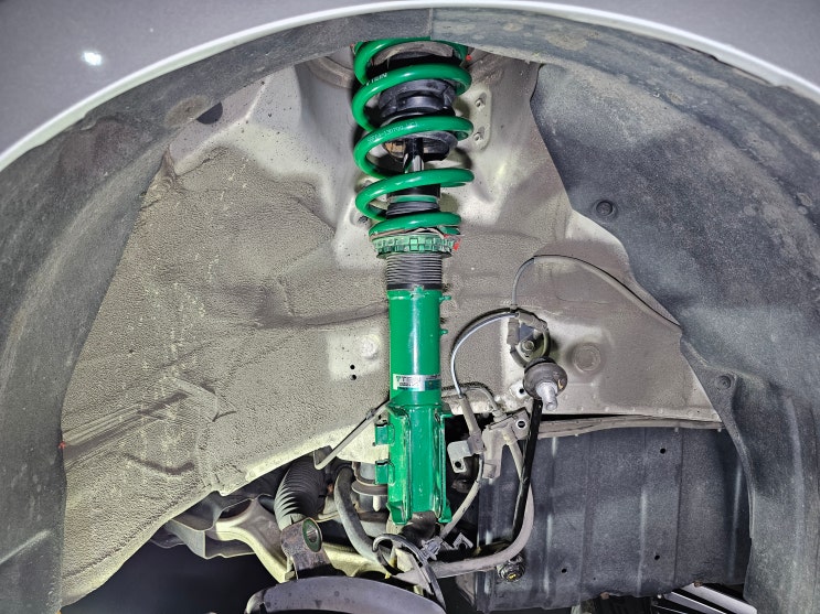 TEIN STAZ서스펜션 장착 (HG 서스펜션 교환하기) : 네이버 블로그