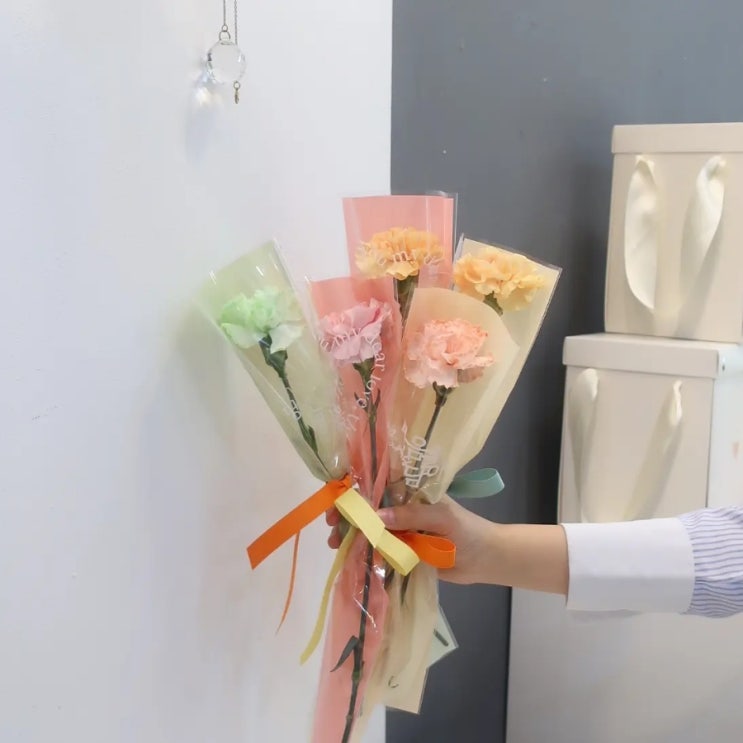 스승의날 ️ 카네이션꽃다발 한송이포장 창원꽃집 마산꽃집 내서꽃집 삼계꽃집 호계꽃집 함안꽃집 중리꽃집 현동꽃배달 신마산꽃배달
