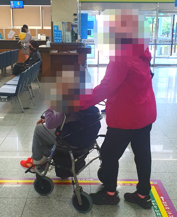 노인보행보조기 바퀴 종류에 대해서 알아보기 네이버 블로그