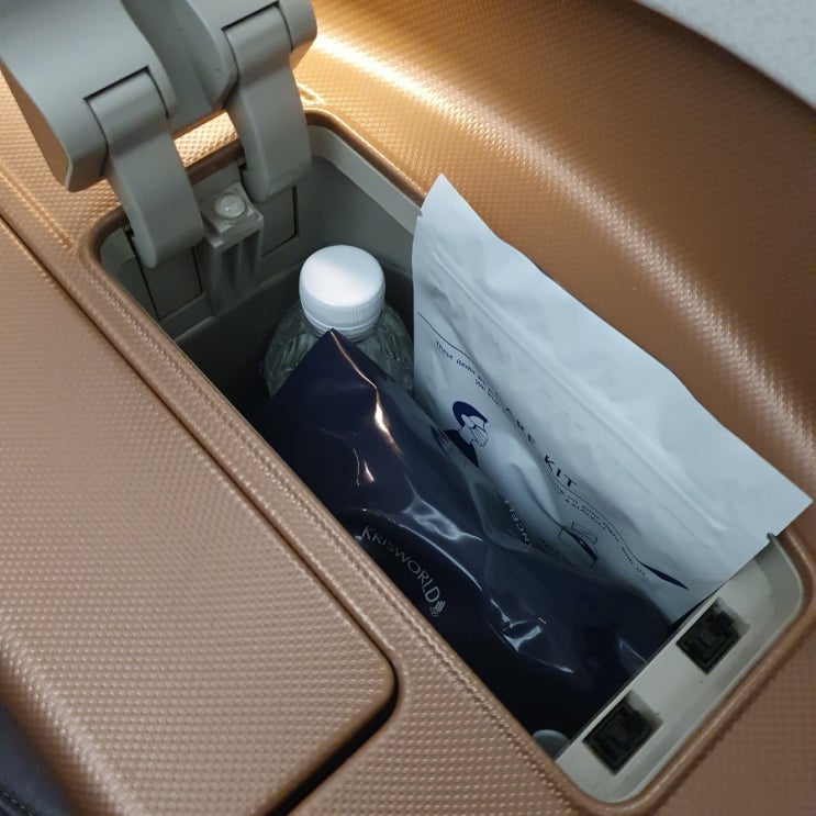 [2022 몰디브 신혼여행] 싱가폴항공 비즈니스SQ438 벨라사루 리조트 야간 도착 : 네이버 블로그