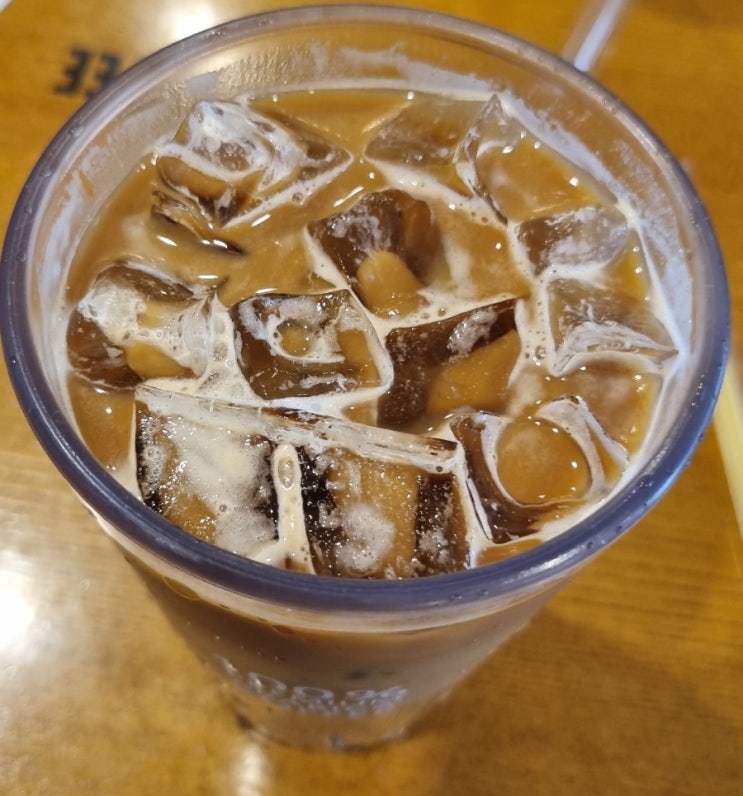 메가커피 신촌점 헤이즐넛라떼 아이스 메가에지씨커피 신촌점 : 네이버 블로그