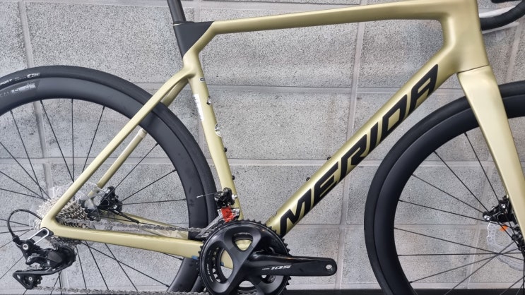 [MERIDA] 23 스컬트라 디스크 리미티드 입문용로드 추천 : 네이버 블로그