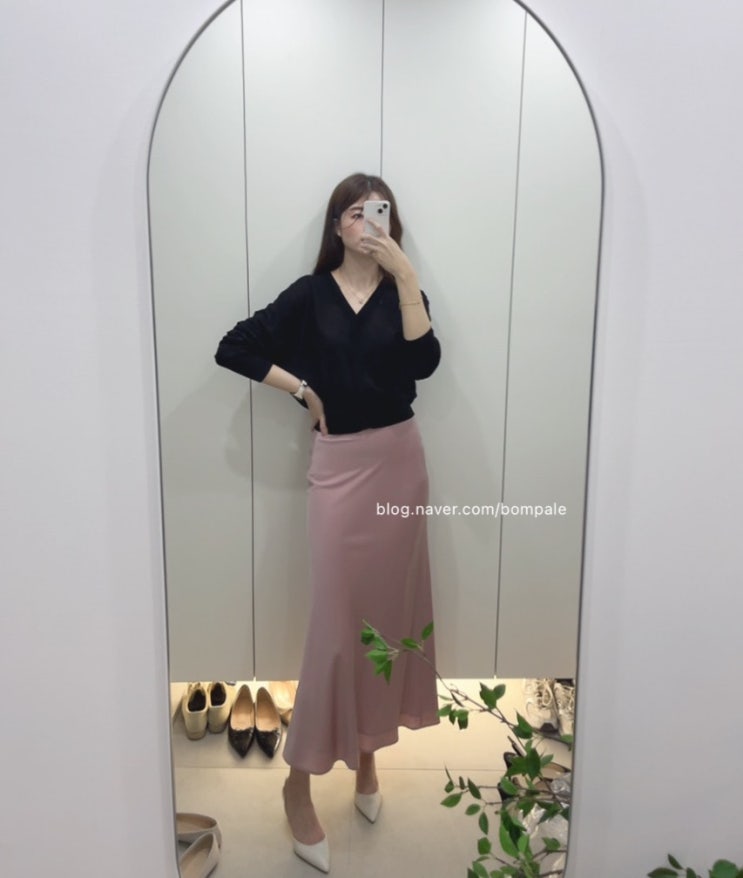 시에 Sie 언박싱and코디하기 시에 썸미니 블랙 시에 플루이드 밴드 스커트 새틴핑크 맥시 시에 헤이즈 코튼 셔츠 화이트