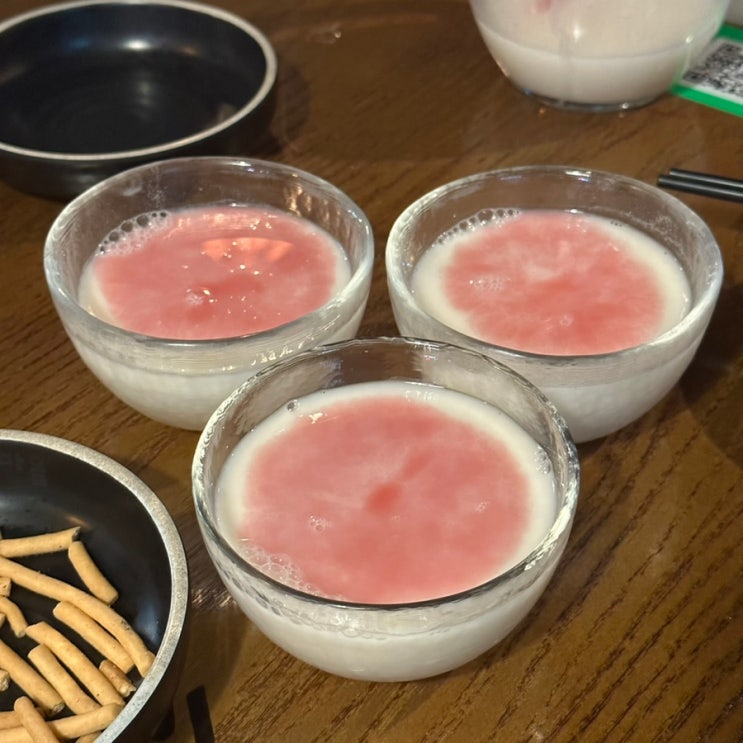 홍대술집 느린마을양조장 홍대점에서 재밌는 시간 보내고 왔어요 네이버 블로그