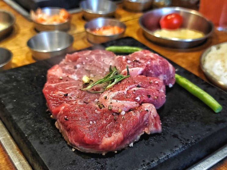 한국외대 맛집 이문동 샤로스톤 이색적 외대 스테이크 : 네이버 블로그