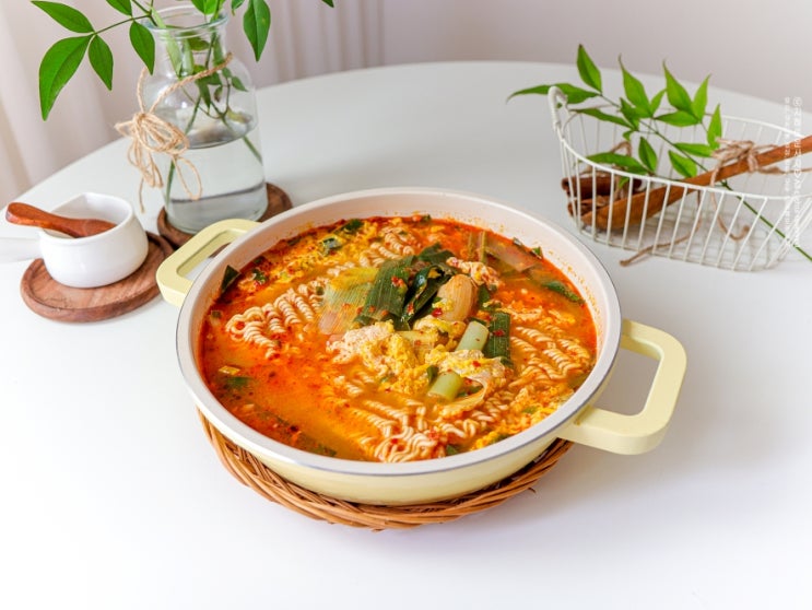 사리곰탕 육개장 혼밥 메뉴 추천 대파라면 맛있게 끓이는법 라면요리 네이버 블로그