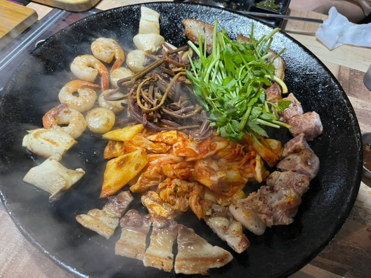 건대 고기집 조선 그리들 김치 삼겹살 조그삼 건대점 단체회식 모임 추천 삼겹살코스요리 ️ 네이버 블로그