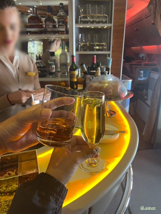 [두바이/모리셔스] 에미레이트항공 비즈니스석 후기 ( + A380기종 / 쇼퍼 드라이브 서비스 ) : 네이버 블로그