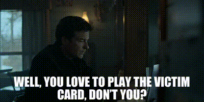 피해자 코스프레 하다 영어로 play the victim card, play the .. card 뜻 예문 : 네이버 블로그