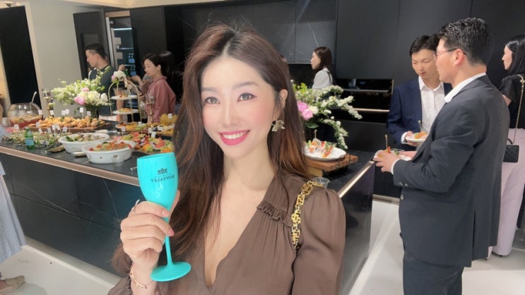 💟하이앤드 고급 주방 브랜드 보비아 Vobia 와 그레이슨 라토스키Grason Ratowsky 콜라보 전시 |엔젤아트Angel ...