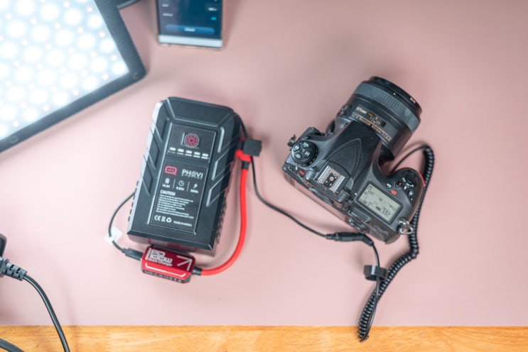 V마운트 배터리팩 포비디지털 네오큐배터리 니콘 DSLR 카메라 D750 D810 활용법 : 네이버 블로그