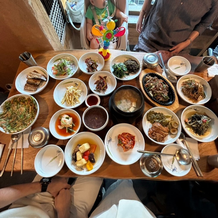 울산 율리 맛집율리정에서 아기랑 한정식 먹으며 가족모임했어요시어머니생신아기의자아기화환 네이버 블로그