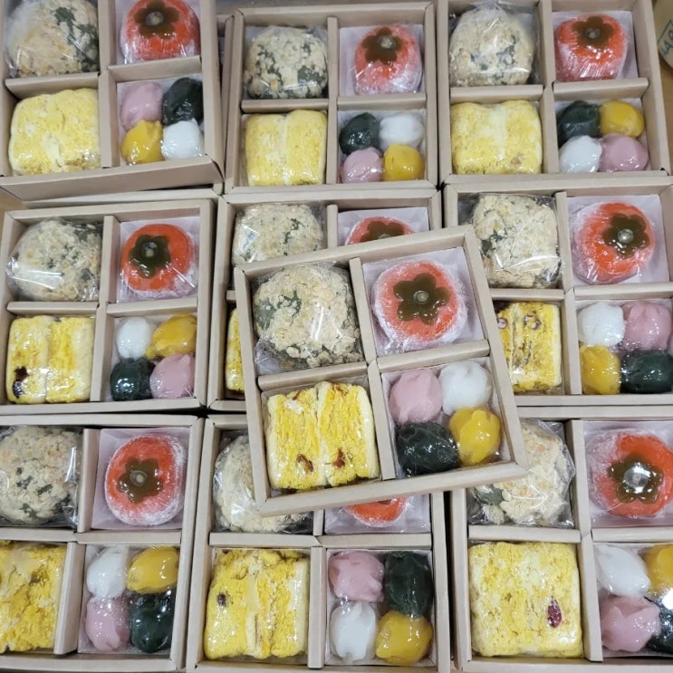 청주답례떡율량동답례떡 율량동떡담의 다양한 구성 모음 만나보세요 결혼 조문 개업 승진 2000원대부터~스티커 서비스기업