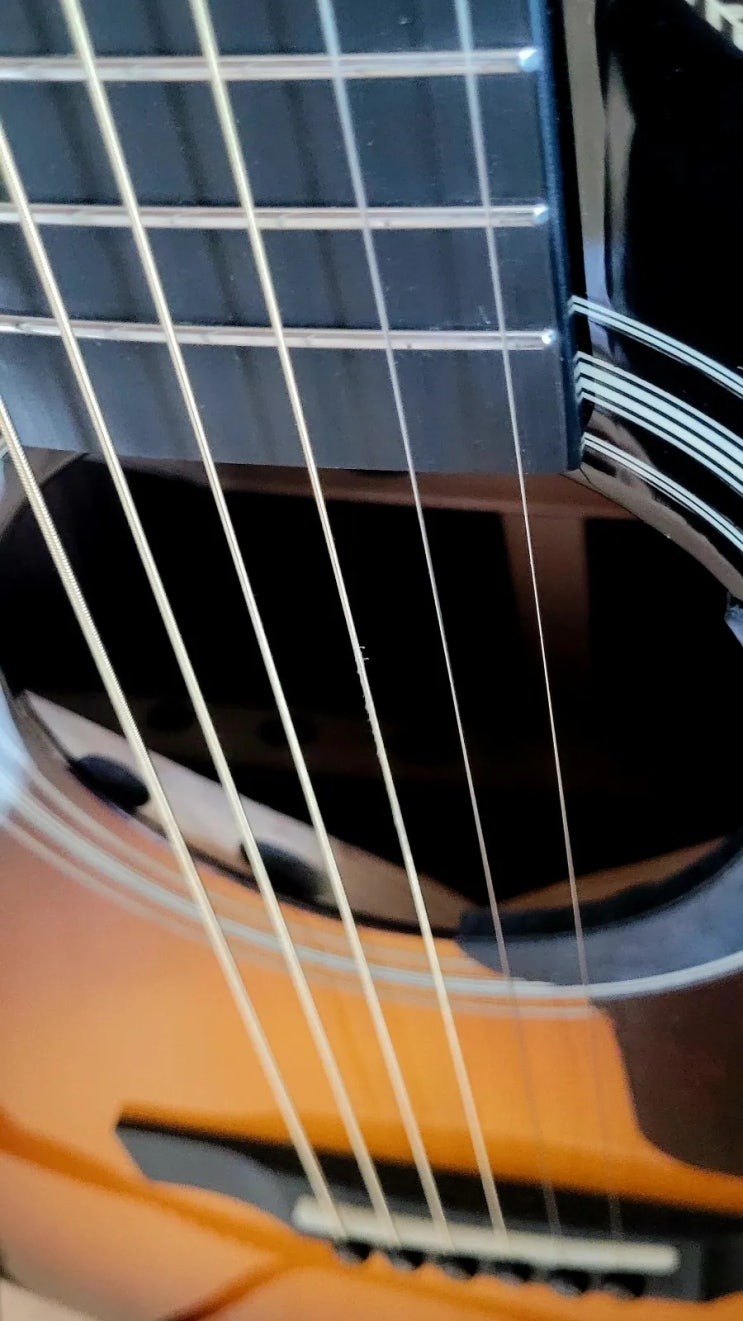 엘릭서 기타줄, 코팅벗겨짐(실이 생겼어) : 네이버 블로그