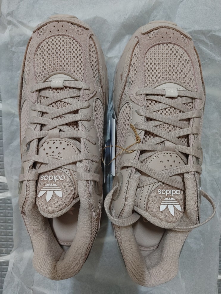 아디다스 아스티어 우먼스 FZ6506 adidas ASTIR W h point 특가 득템 : 네이버 블로그