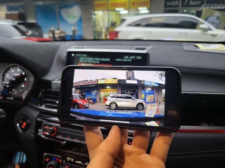 수원 호매실 BMW X2 차량에 파인뷰 LXQ500 power 블랙박스 파인뷰 와이파이 동글 셀뱅크 B-150 (8A) 보조배터리 무료 출장 설치해드렸습니다. 수원 출장 ...