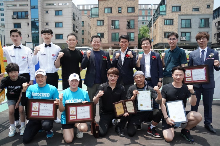 평택 김정훈챠밍복싱센터 코치진 생활체육진흥 유공 표창 평택복싱송탄복싱평택다이어트복싱용이동복싱용죽복싱소사벌복싱비전동