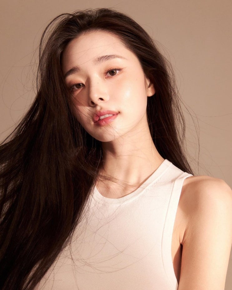 뷰티 크리에이터 프리지아 몸무게 41kg 유지 비결 하루 두 끼 먹는다 군것질 No 네이버 블로그