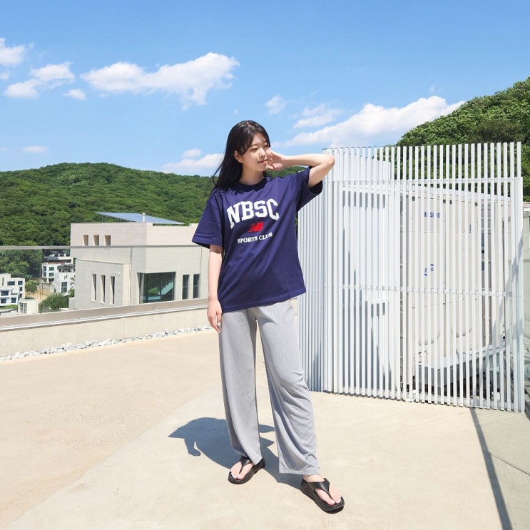 여자 뉴발란스 반팔티 여성 티셔츠 블록코어룩 여름코디까지 네이버 블로그