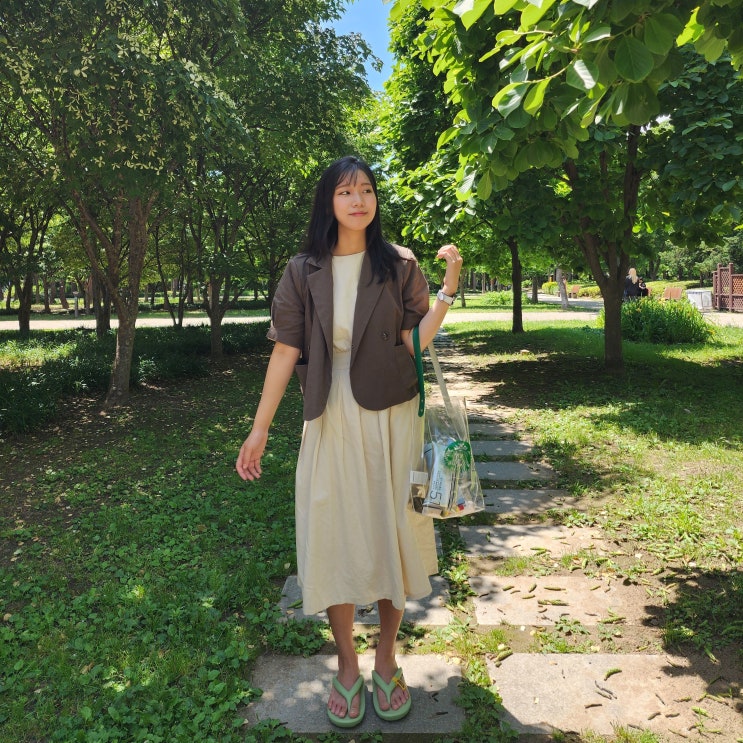 린넨 원피스에 어울리는 신발 플리플랍 카키색 자켓 코디 네이버 블로그