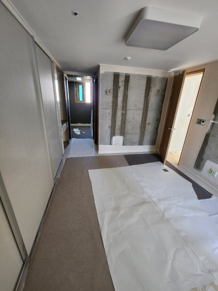 한빛마을4단지 디아망벽지 시공 / 디아망 회벽화이트 / PR002-01 / LX벽지 디아망 / 디아망벽지 / 회벽화이트 : 네이버 블로그