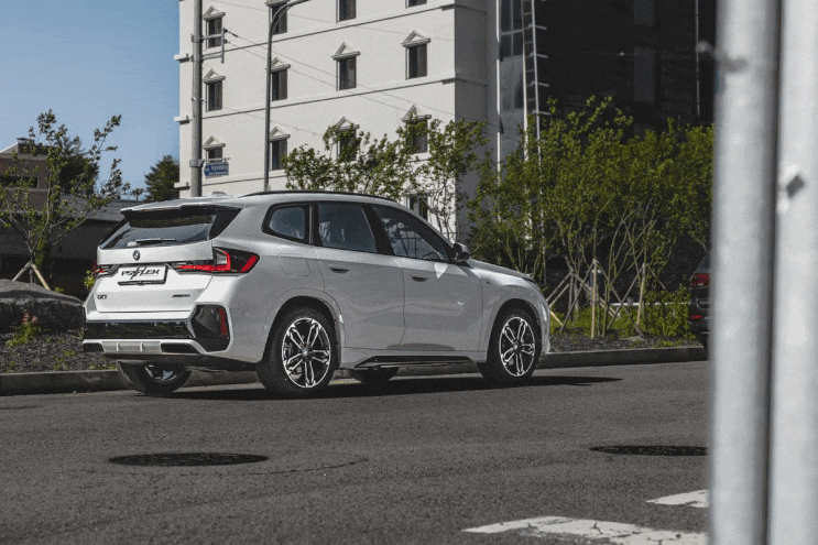 BMW iX1 썬팅 - 트렌디한 싸이플렉스 힙스터로 시공했습니다 : 네이버 블로그