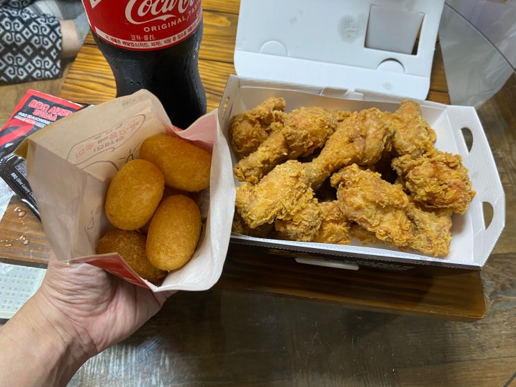 BBQ 비비큐 치킨 메뉴 황금올리브치킨, 황금알치즈볼~♥ : 네이버 블로그