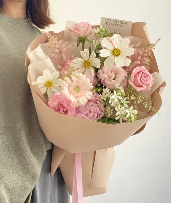 집들이선물로 주문주신 은은한 핑크화이트톤 꽃다발 딥모먼트 부천꽃집 옥길동꽃집 광명 은계 항동 범박동 꽃다발 네이버 블로그