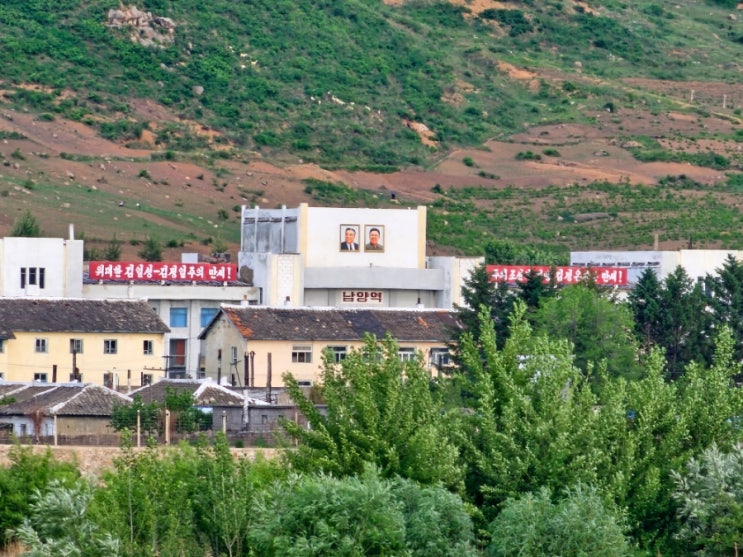찔랭이와 3박4일 중국 백두산 여행 5 연길 두만강변 두만강 도문 핸즈커피 중조국경지대 네이버 블로그