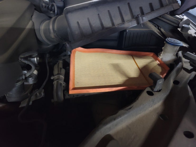 볼보 XC60 에어필터 자가교체 만필터 C35177! 누구나 할 수 있는 셀프 DIY : 네이버 블로그
