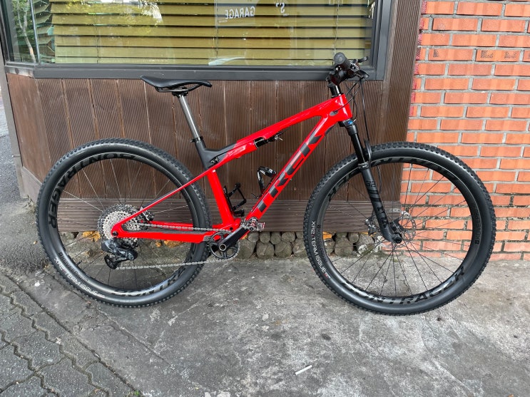 판매완료 트렉 슈퍼칼리버 98 업그레이드 750만원 Ml사이즈 Mtb 중고엠티비하드테일중고 풀샥중고 울산자전거