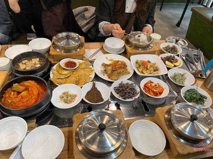 용인 수지 모임 하기 좋은 한정식 맛집 동천동 정갈한 솥밥 한상차림 목살묵은지조림 육전 완전 내스퇄ㅋ 네이버 블로그