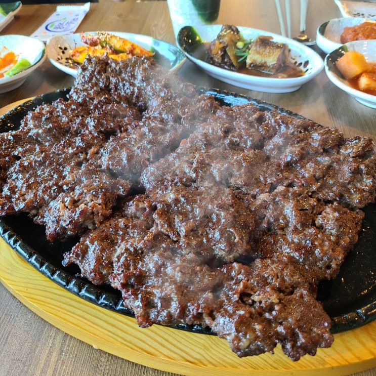 [목포/무안 맛집] 푸짐한 상이 통째로 나오는 떡갈비집 구풍갈비 : 네이버 블로그