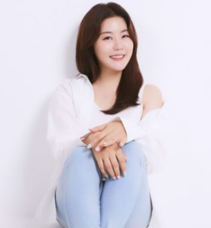 같은 사람 맞아 14기 옥순 인스타 모델급 포스에 연하남 플러팅까지 나는솔로 예능추천 네이버 블로그