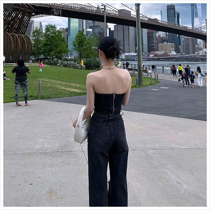 데님 크롭탑 여자 여름 코디로 알아본 카리나 착장 정보 네이버 블로그