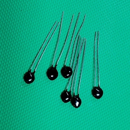 100D-L32. Size:5mm. 100 OHM. 100Ω. NTC THERMISTOR SENSOR. Radial Leaded ...