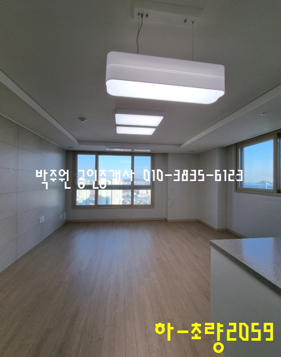 부산 동구 초량동아파트 임대 초량범양레우스아파트 방3욕2 보5천100 101동 고층착한가격 시스템에입지조건최고 살기편리