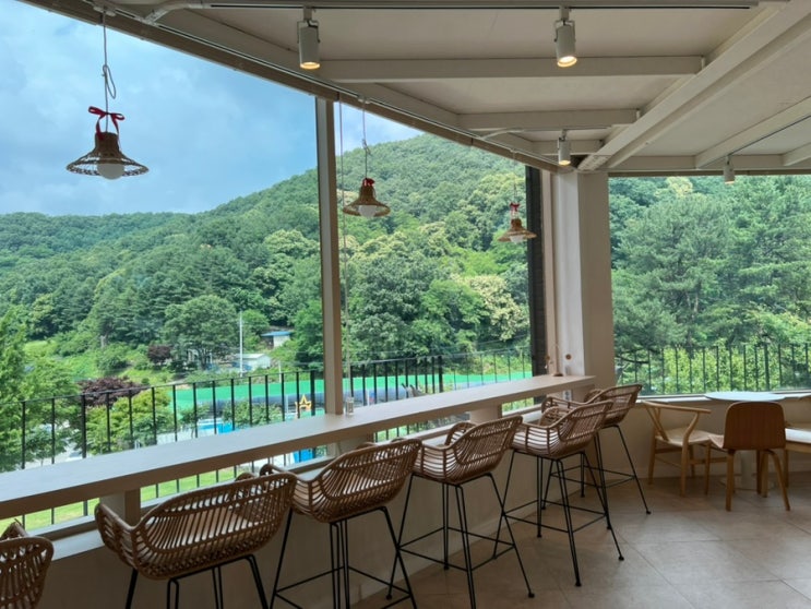 파주 카페 부모님 아이들과 산책 하기 좋은 가을이 기대되는 카페 ‘어라운드 에잇around8 네이버 블로그