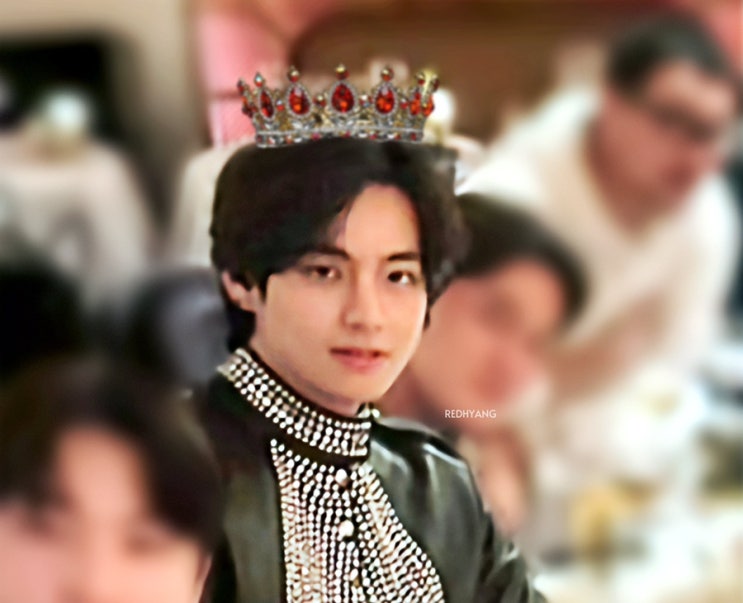 BTS V first Korean male to surpass 60M followers on Instagram 방탄소년단 뷔 ...