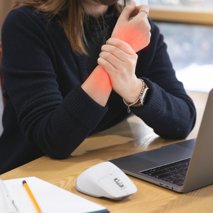 청량리 정형외과, 직장인 손목 통증의 원인 '삼각연골 손상 TFCC' : 네이버 블로그