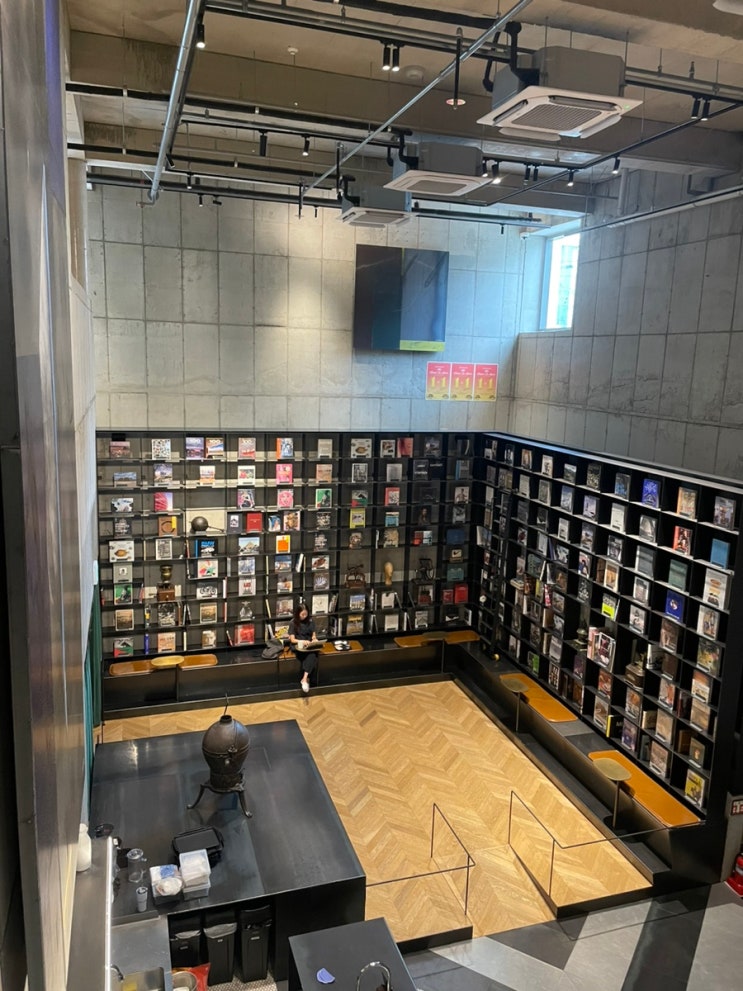 길동 테라로사 커피 주차 가능한 강동역 대형 카페 : 네이버 블로그