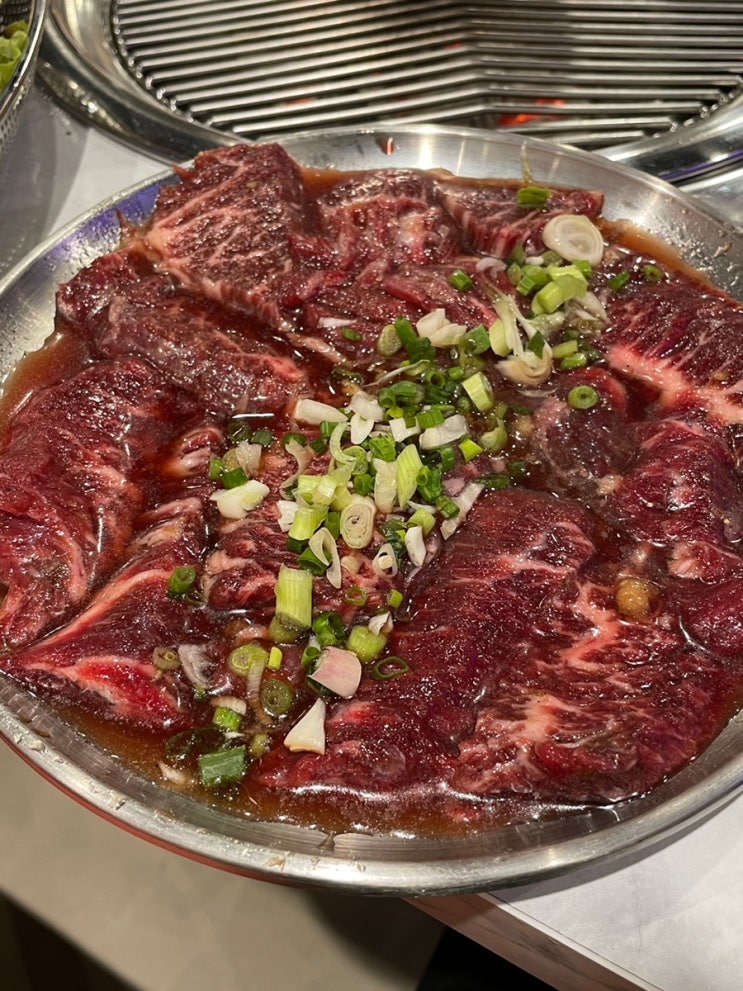 삼전동 맛집 육갑 식당 직영이 하면 뭘 해도 다르네 존맛인줄만 아셔요육갑고기 필수 네이버 블로그