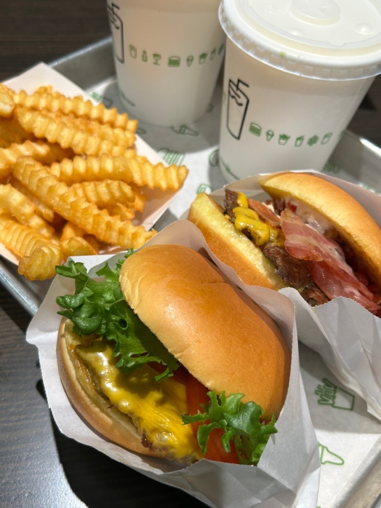 쉐이크쉑 강남점ㅣ쉑쉑버거 메뉴 추천ㅣ쉑쉑버거는 무조건 맛있다면서요ㅣ쉐이크쉑 후기 네이버 블로그