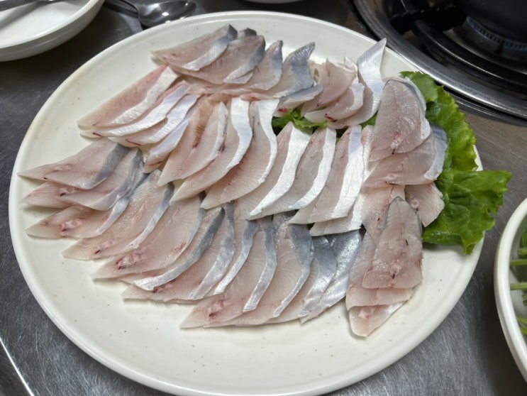 제철 해산물을 저렴한 가격에 즐길 수 있는 전주 송천동 가성비 찐 맛집 해물방앗간 네이버 블로그