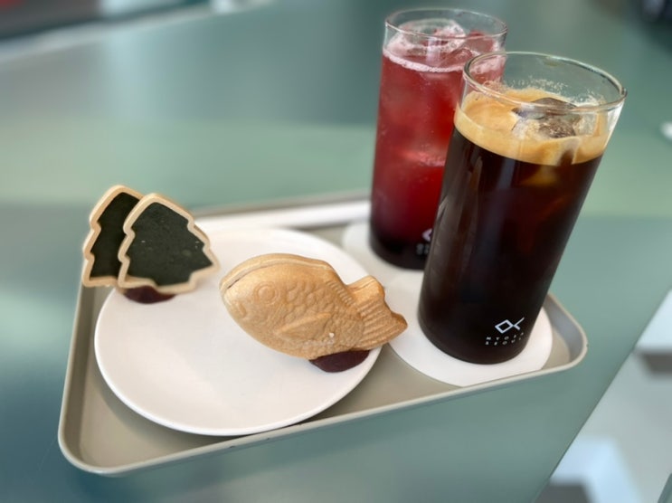 [잠실/묘사서울] 잠실 롯데월드몰 뷰카페 | 귀여운 모나카를 파는 곳 : 네이버 블로그