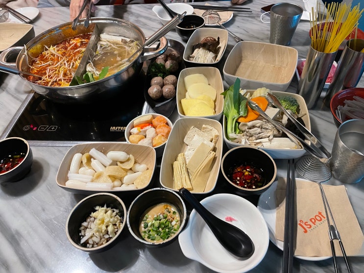 22 판교역 알파돔타워 훠궈 맛집 제이스팟 반반 샤브샤브 네이버 블로그